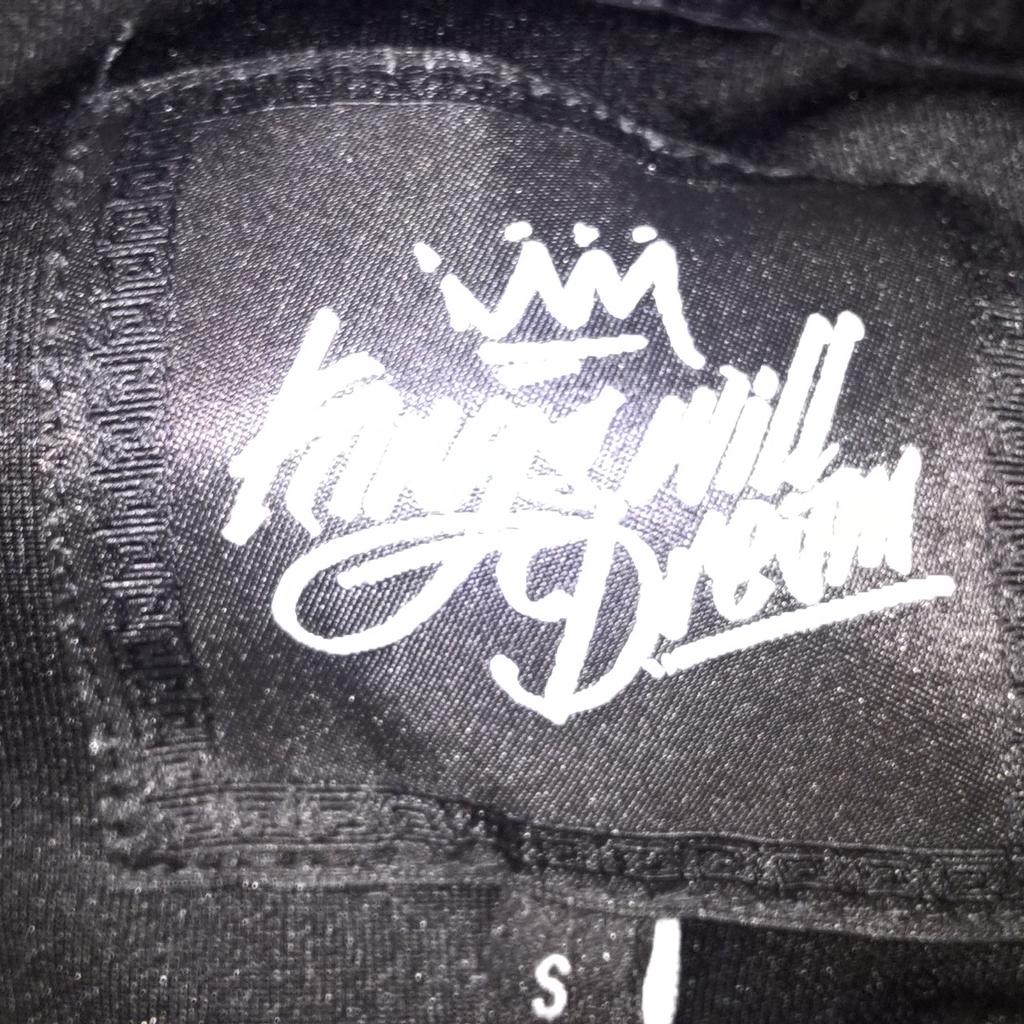 KWD Tracksuit From Footasylum Preowned in RM8 Dagenham für 20,00 £ zum ...