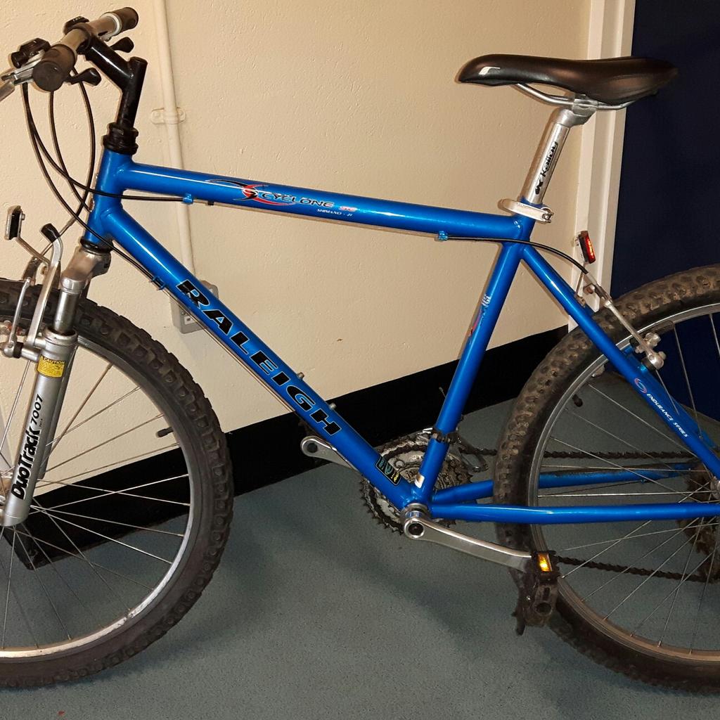 BLUE RALEIGH CYCLONE SE MOUNTAIN BIKE in E17 London Borough of Waltham ...