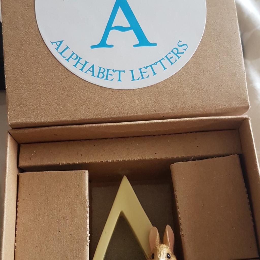 Peter Rabbit letter "A" in TW15 Spelthorne für £ 5,00 zum Verkauf ...