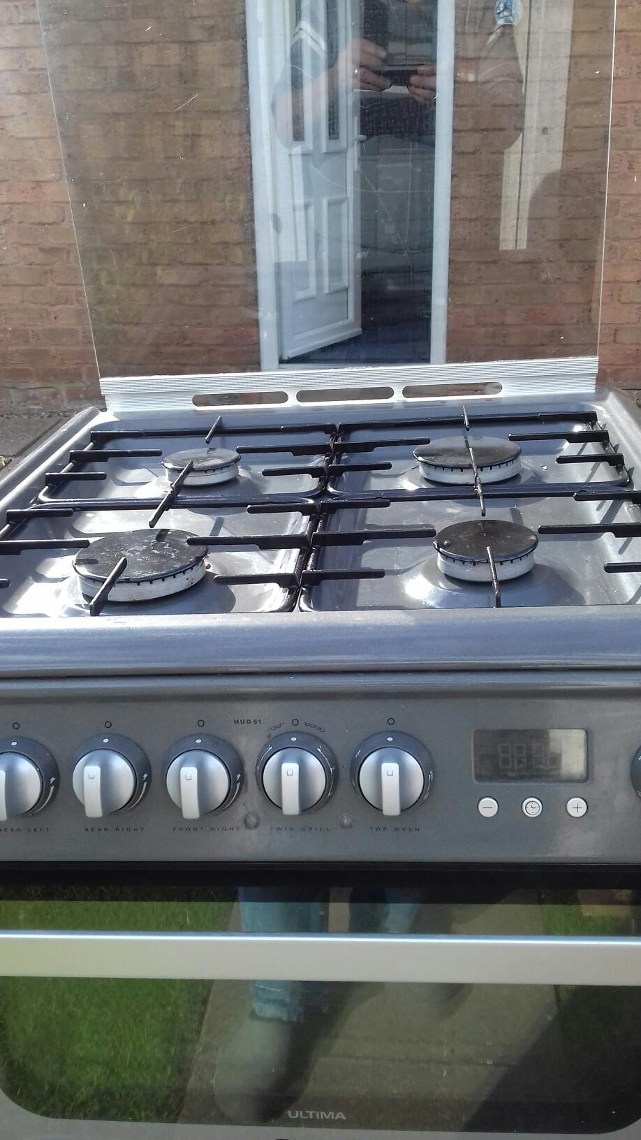 Hotpoint ultima HUD 61 cooker in Dudley for £50.00 for sale | Shpock