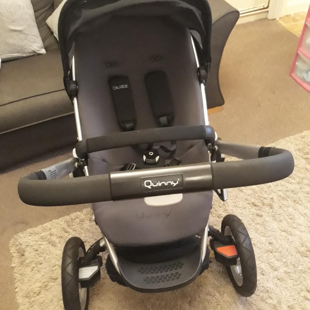 Quinny Buzz Travel System in CV2 Coventry für 80,00 £ zum Verkauf ...