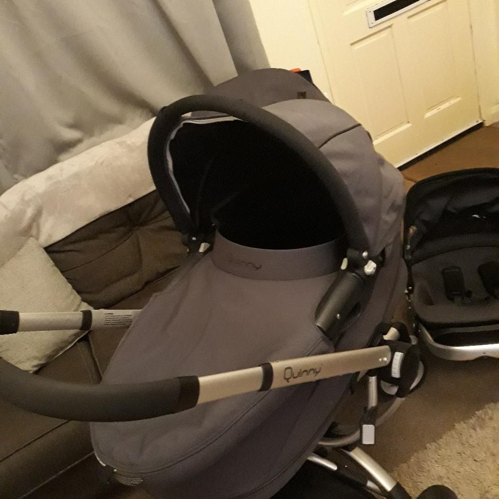 Quinny Buzz Travel System in CV2 Coventry für £ 80,00 zum Verkauf ...