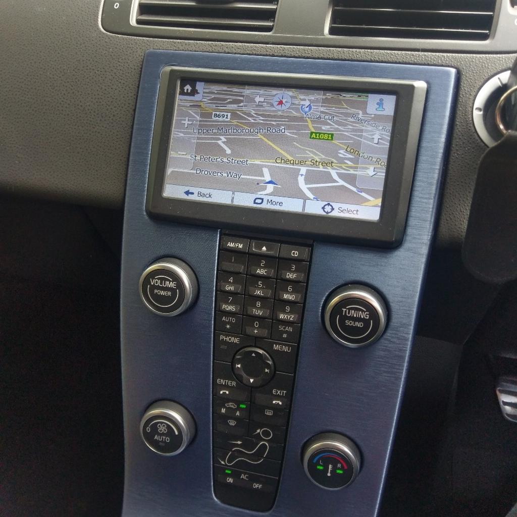 Headunit Blp-990 for volvo C30 in St Albans für £ 400,00 zum Verkauf ...