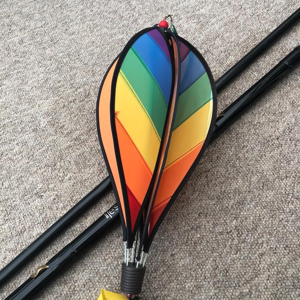 Caravan flag pole, ground stake and balloon. in Charnwood für 15,00 ...