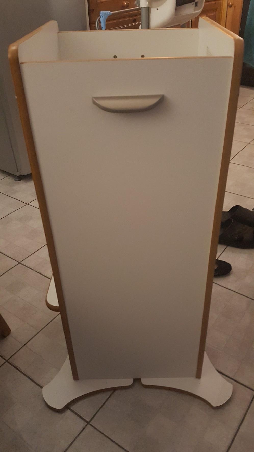 Little Helper Fun Pod Box in London Borough of Hillingdon für 65,00 ...