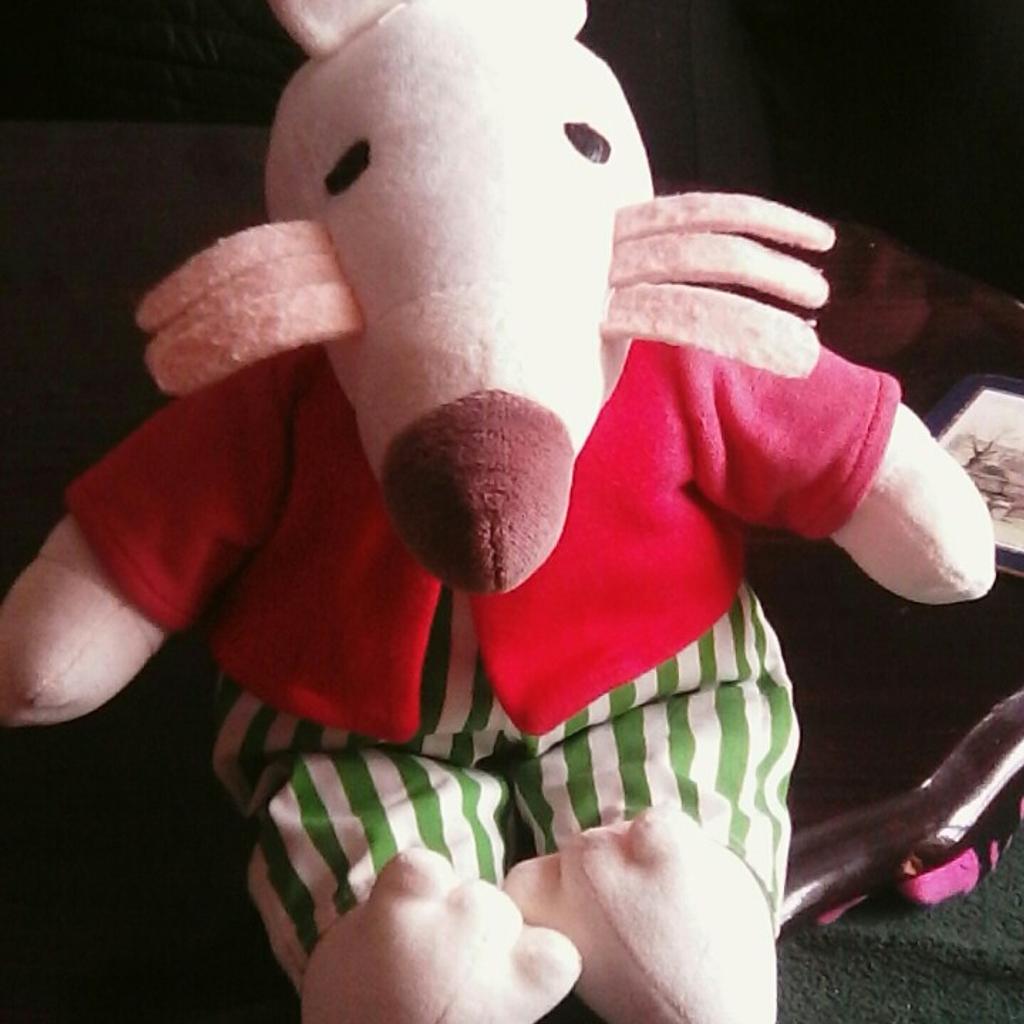 Maisy mouse soft toy character in LE1 Leicester für 0,50 £ zum Verkauf ...