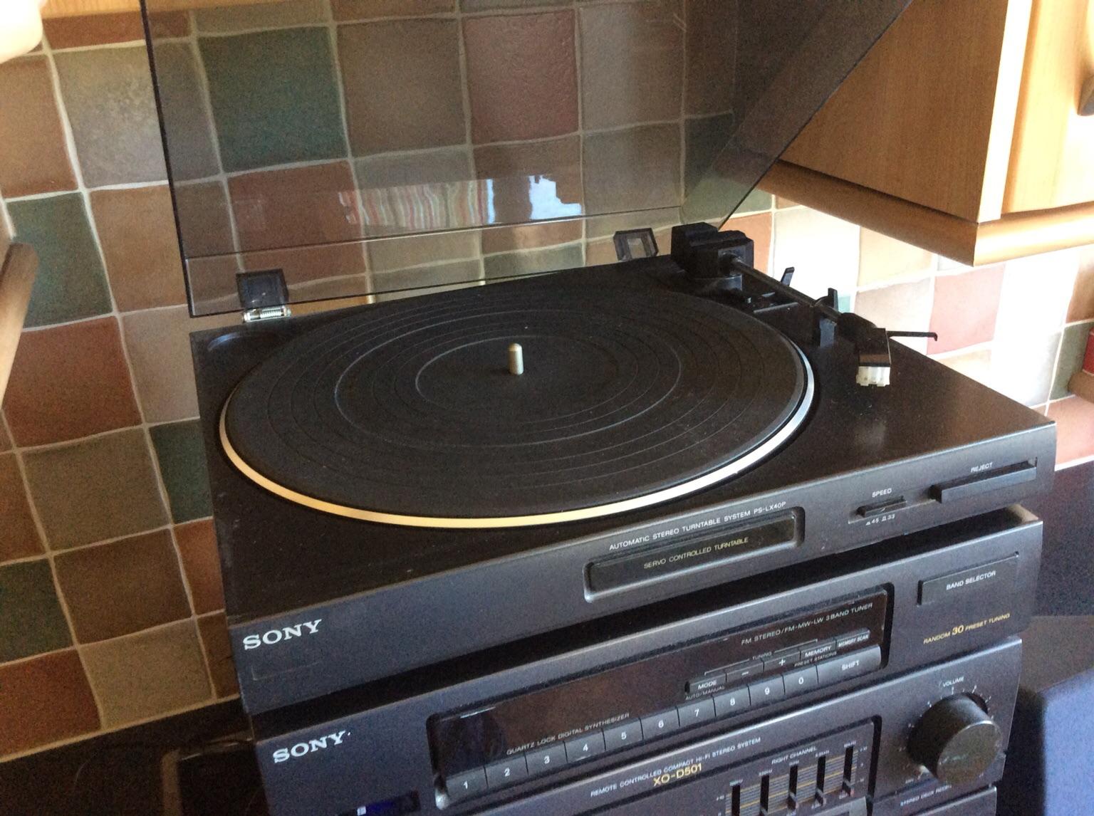 Sony compact Hi-Fi system with Turntable in WF12 Kirklees für £ 40,00 ...