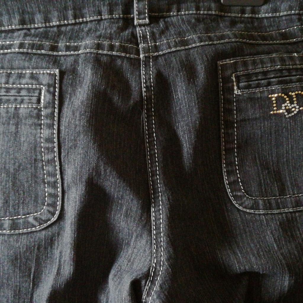 ELEGANTISSIMI JEANS DONATELLA DE PAOLI in 67068 Scurcola Marsicana für ...