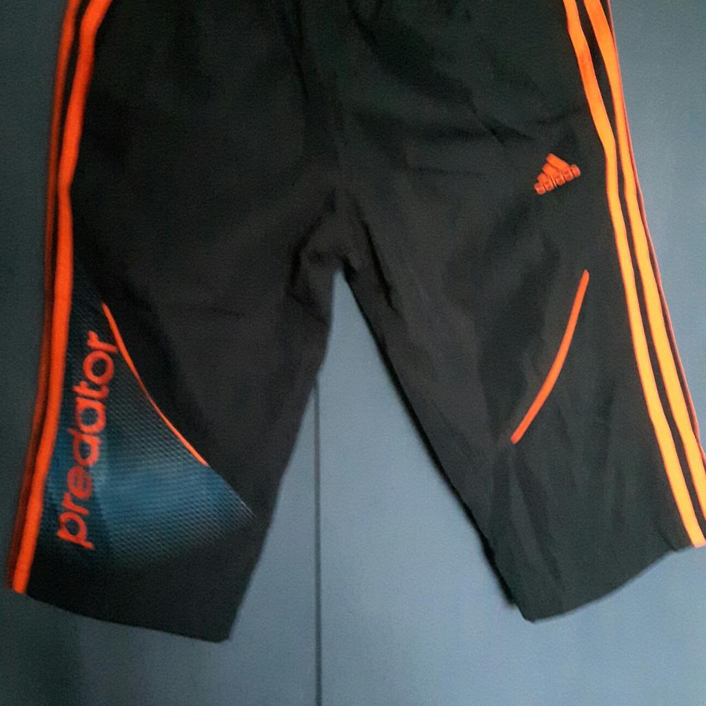 Adidas predator shorts and top set! in B38 Birmingham für 5,00 £ zum ...