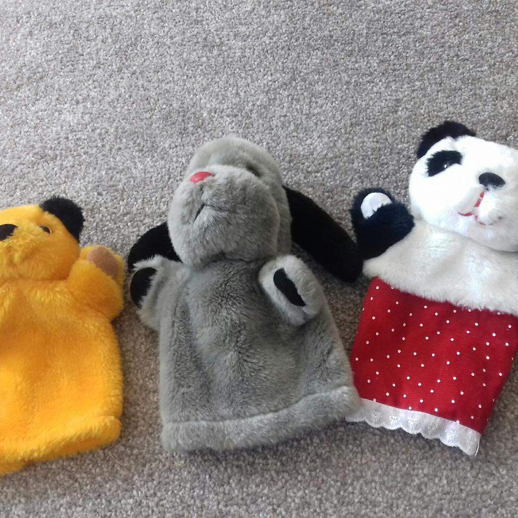 Sooty sweep and soo puppets in WN3 Wigan für £ 10,00 zum Verkauf ...
