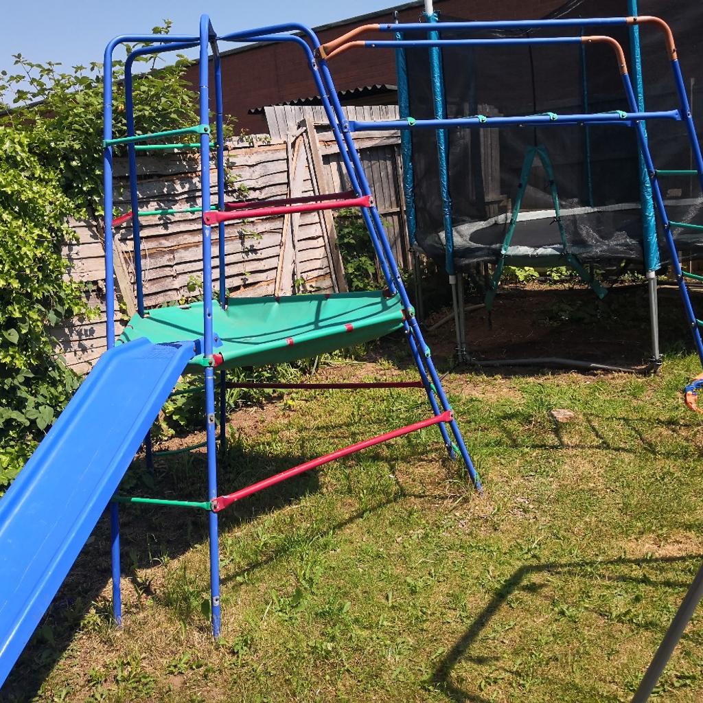 EXPLORER Metal Climbing Frame Set with Den in WR4 Worcester für 50,00 ...