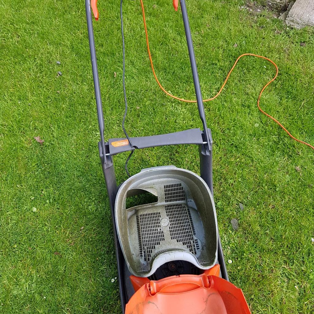Flymo easyglide 300 in Prees Higher Heath für £ 30,00 zum Verkauf ...