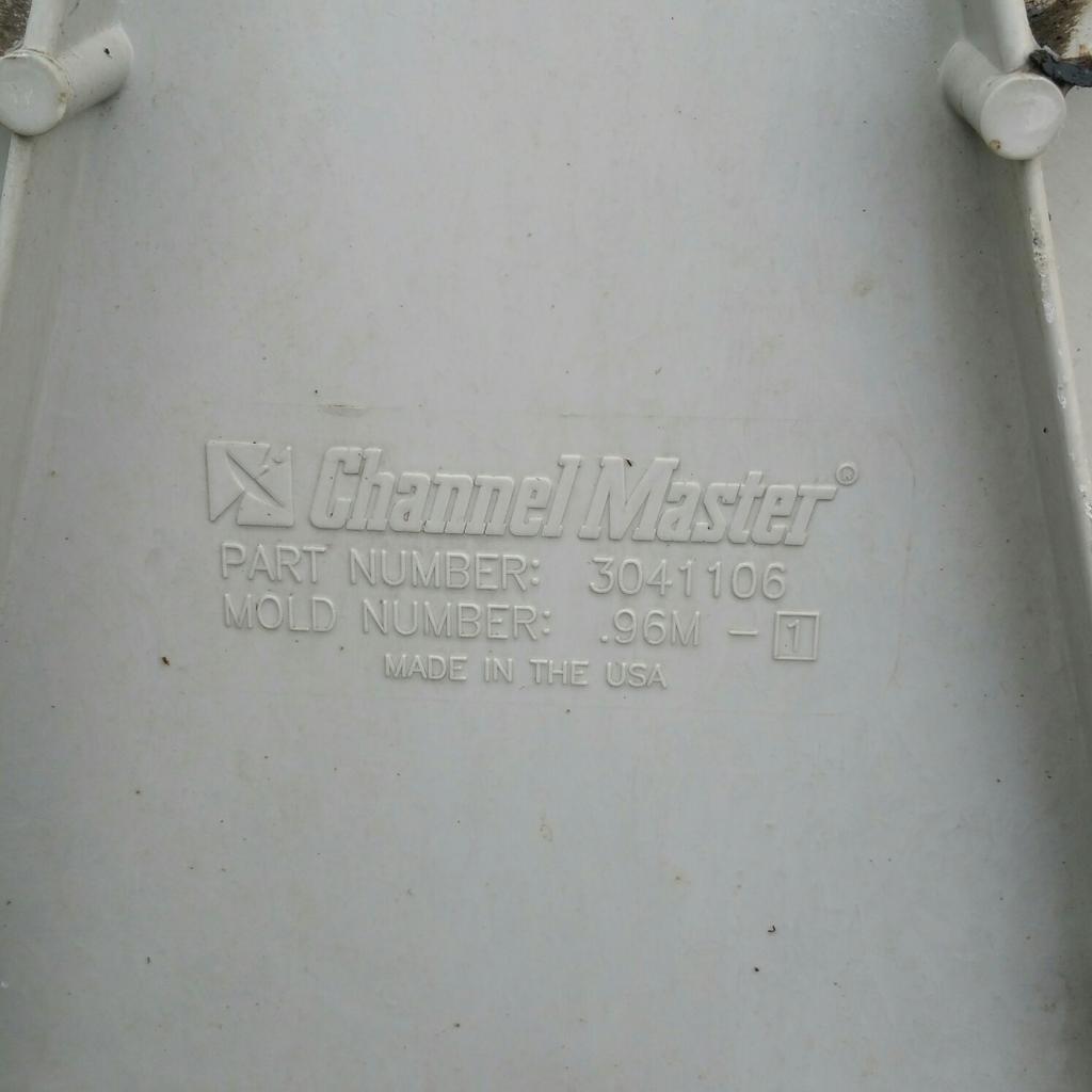 Channel Master satellite dish + wall mount in NW4 Barnet for £30.00 for ...