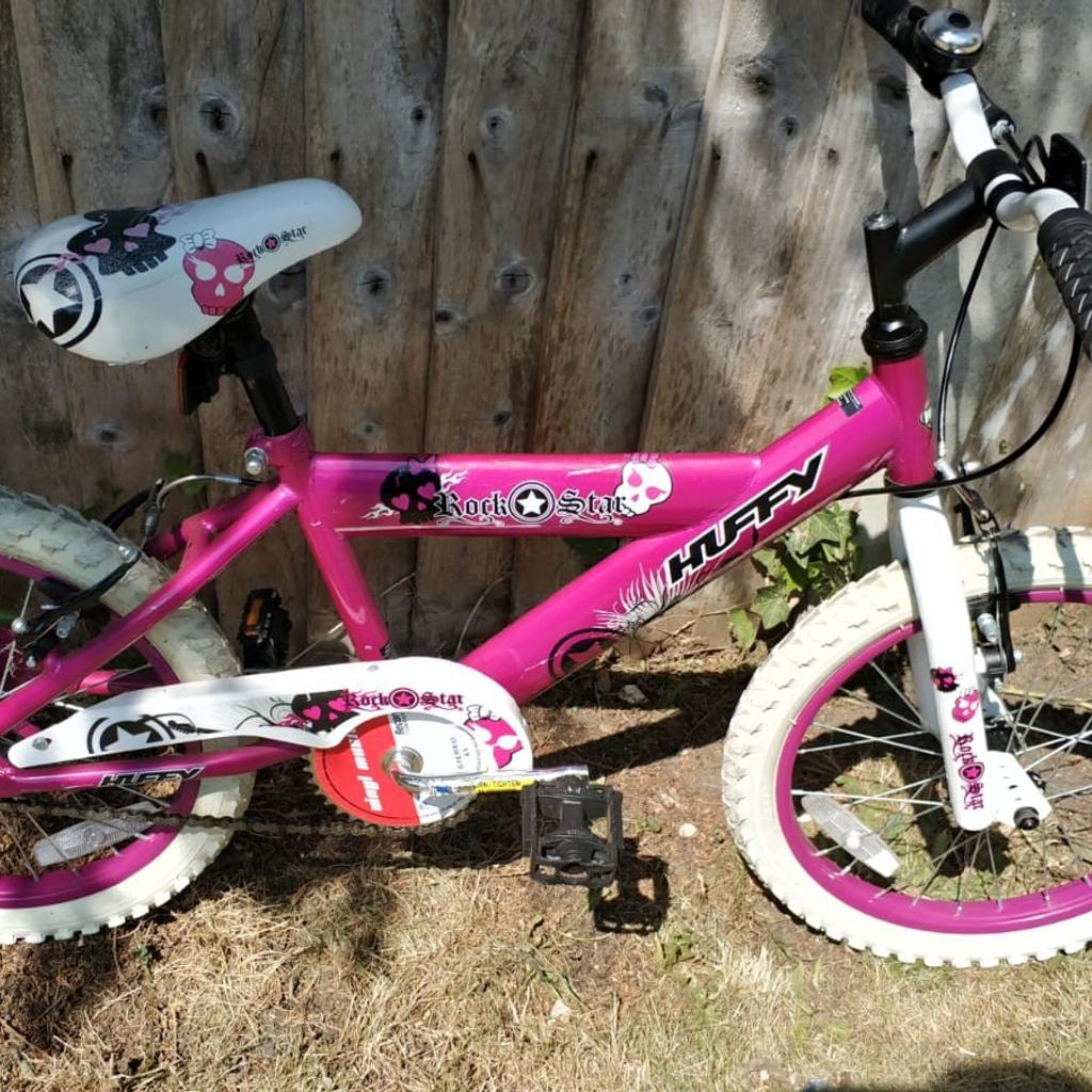 12" Frame 18" Wheel Girls Kids Bike- Perfect in TW3 Hounslow für £ 30 ...