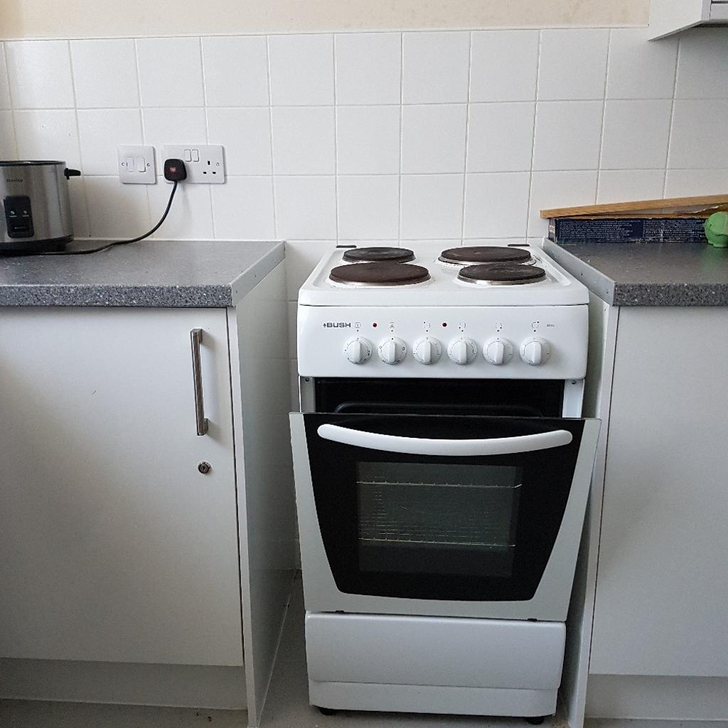 BUSH electric solid plate cooker in SE1 London Borough of Southwark für ...