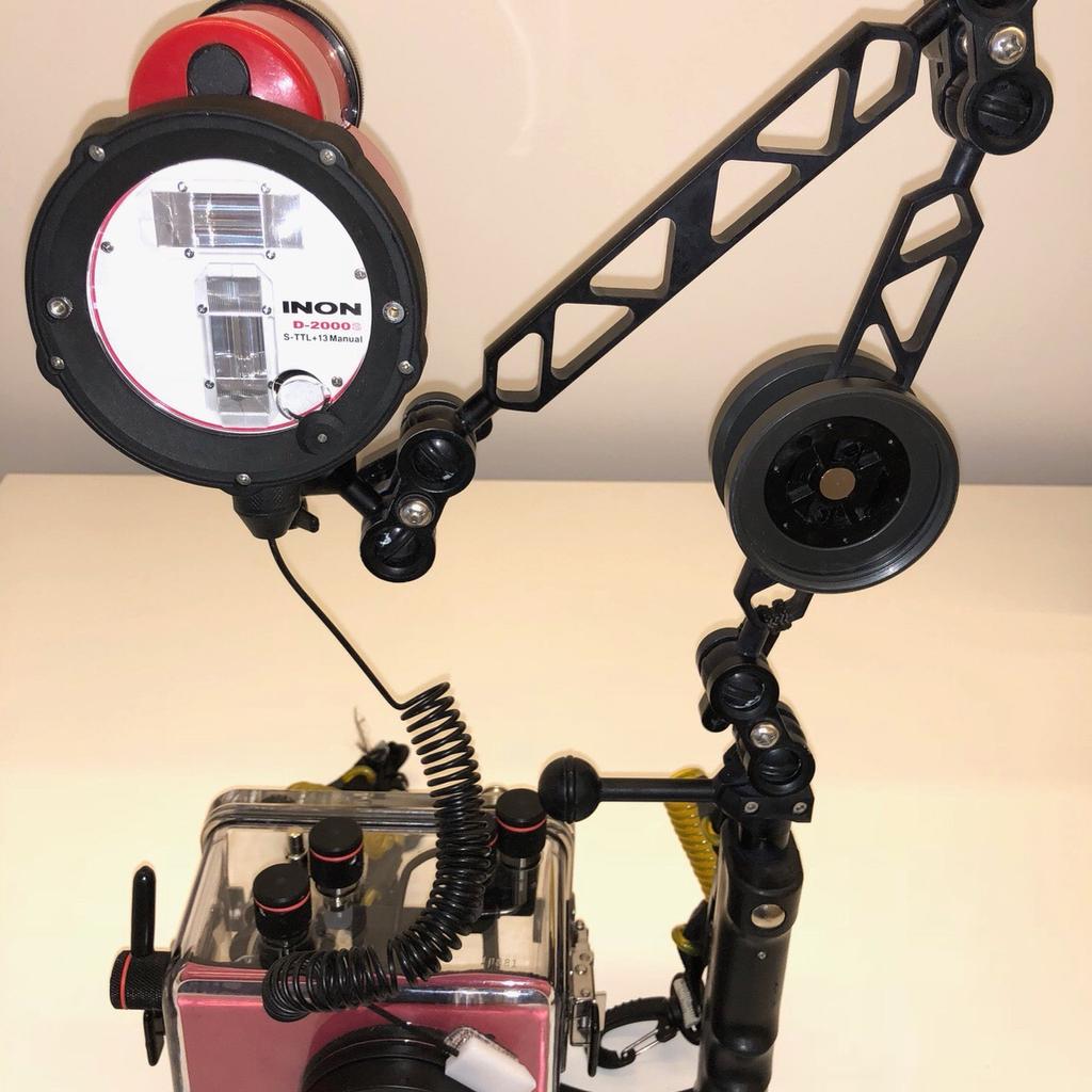 Unterwasserblitz INON D-2000 mit Blitzarm in 6112 Wattens for €250.00 ...