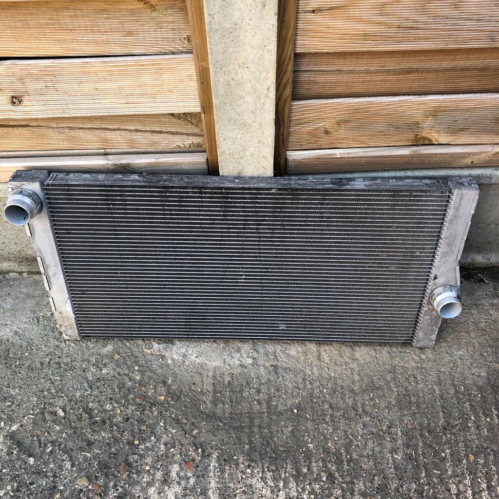 Bmw 520d f10 coolant radiator in NN8 Wellingborough für 80,00 £ zum ...
