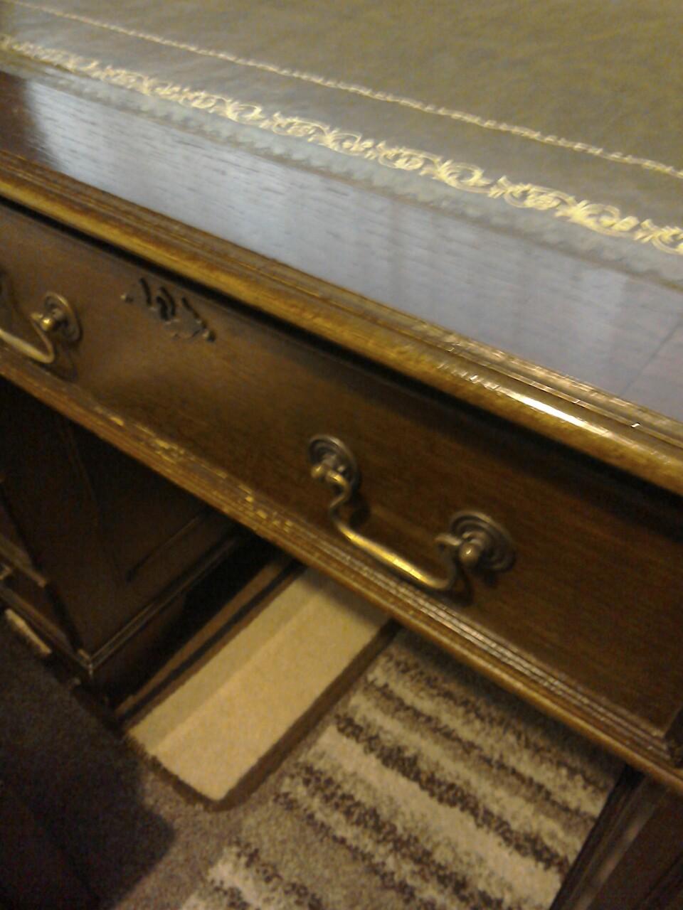 Reproduction captains desk in WR3 Worcester for £50.00 for sale | Shpock