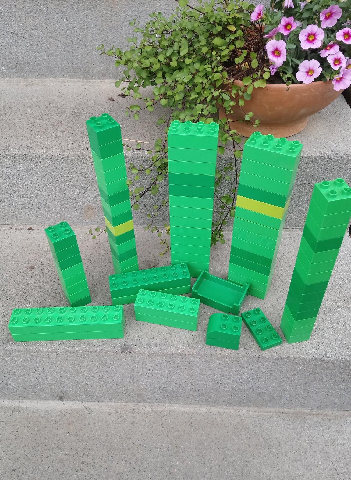 Lego Duplo Bausteine grün in 71640 Ludwigsburg für 3,00 € zum Verkauf ...