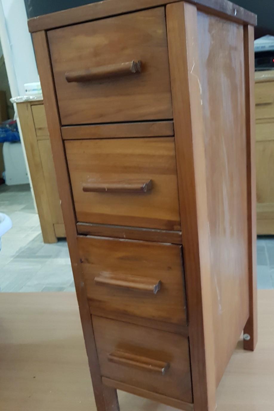Small draw storage cabinet in E15 London für 20,00 £ zum Verkauf ...
