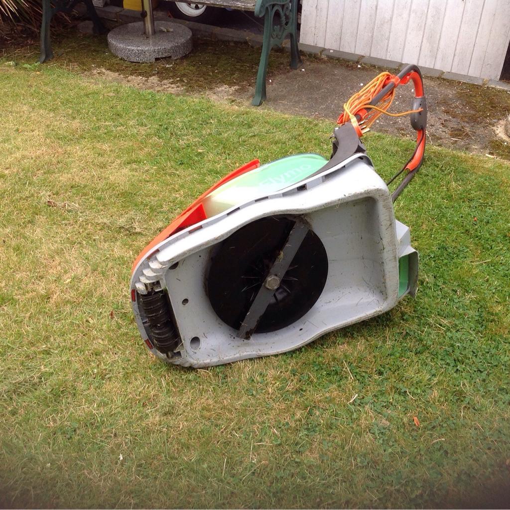 Flymo glider 330 electric lawnmower in London Borough of Bromley für £ ...