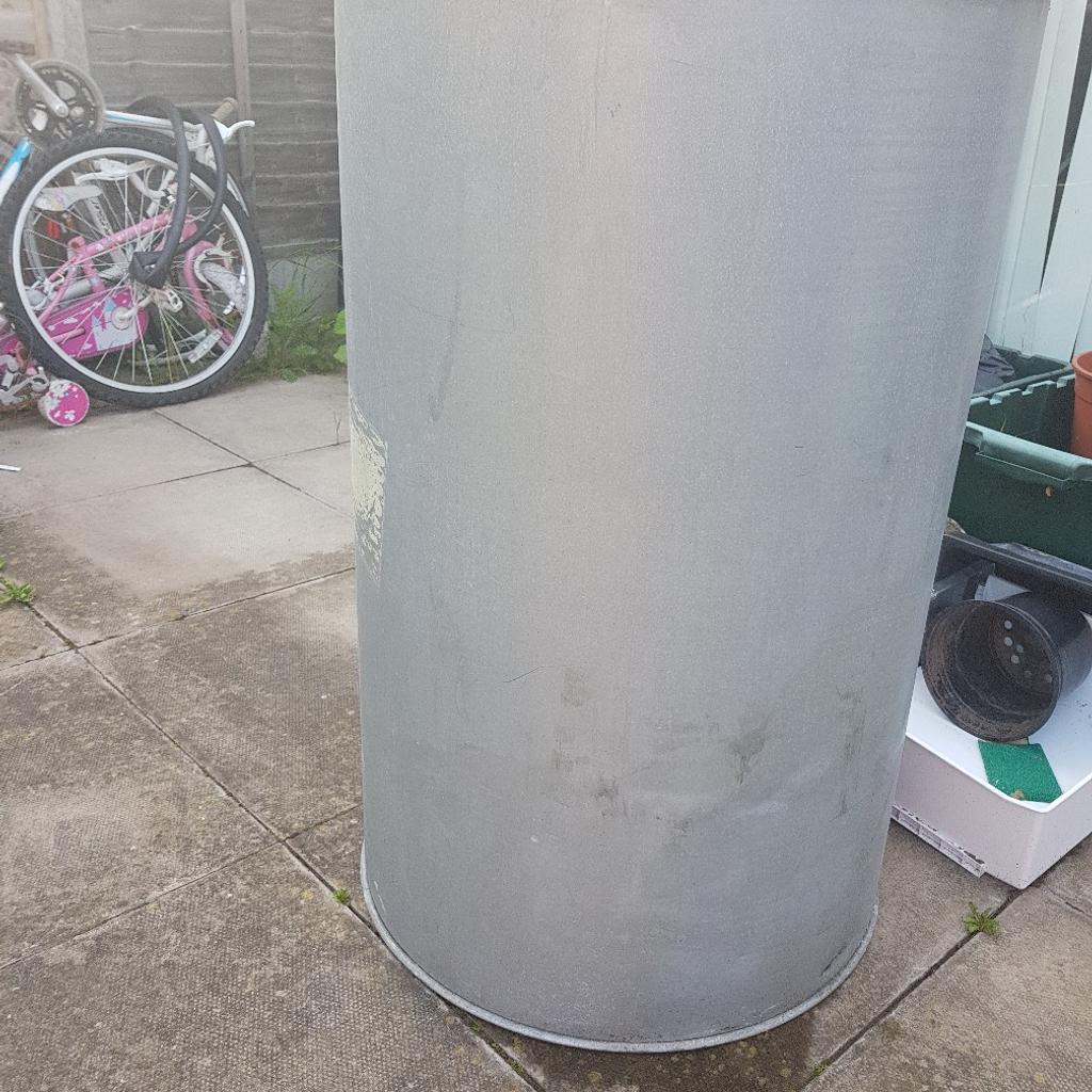 Empty metal barrel / drum in B43 Walsall for £10.00 for sale | Shpock