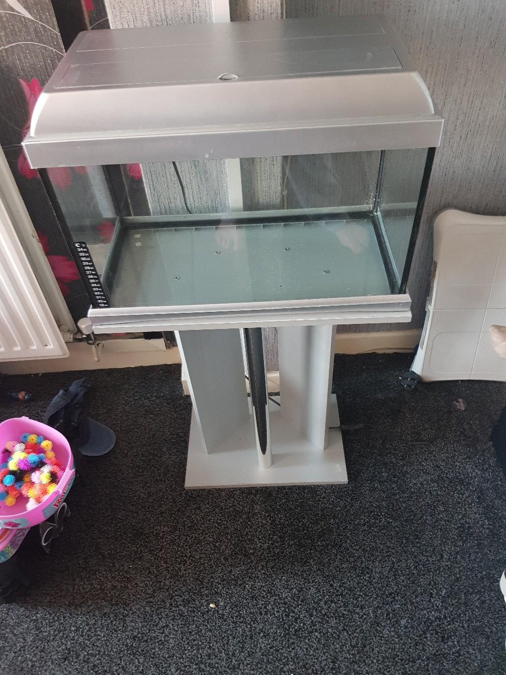 Elite Style 35 Fish Tank & Stand in M34 Tameside für 30,00 £ zum ...