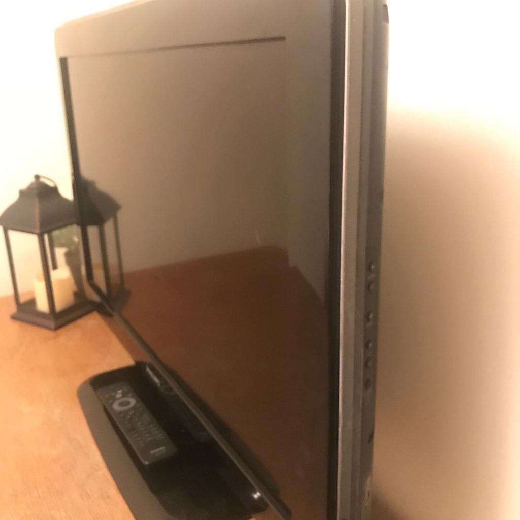 30 inch TV - Used in good condition in E17 London Borough of Waltham ...