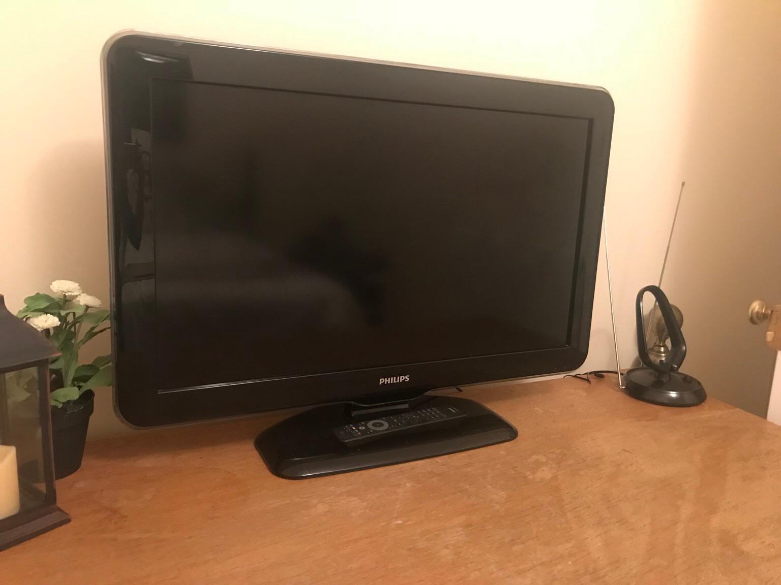30 inch TV - Used in good condition in E17 London Borough of Waltham ...