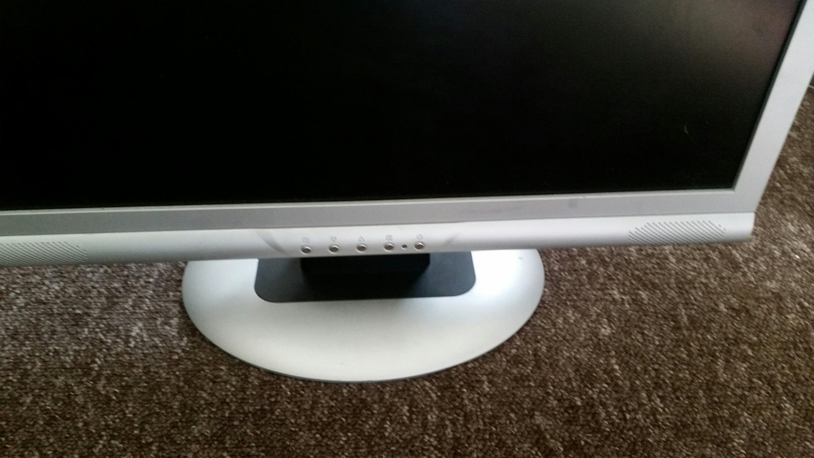 22 inch monitor AOC in S65 Rotherham für 10,00 £ zum Verkauf | Shpock DE