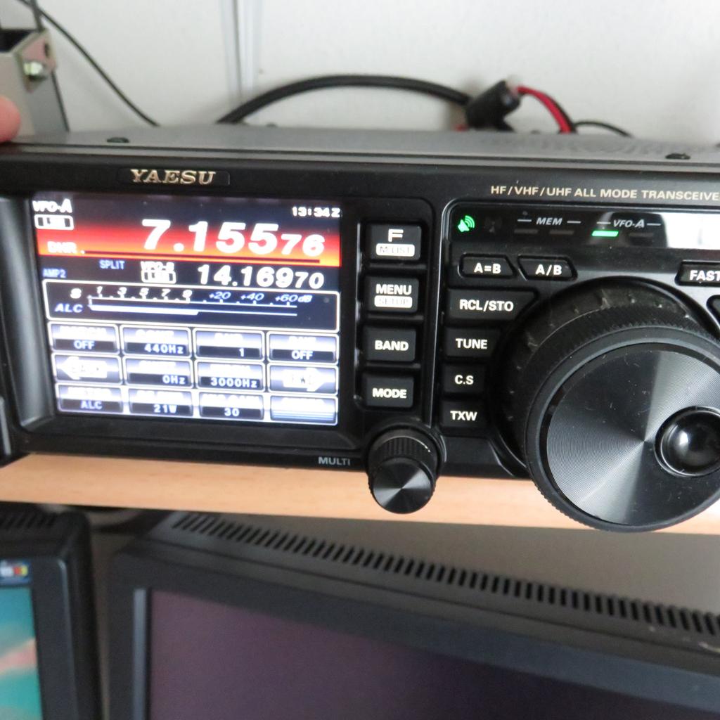 Amateurfunk KW/VHF/UHF TRX Yaesu FT-991 in 6719 Bludesch für 800,00 € zum Verkauf | Shpock DE