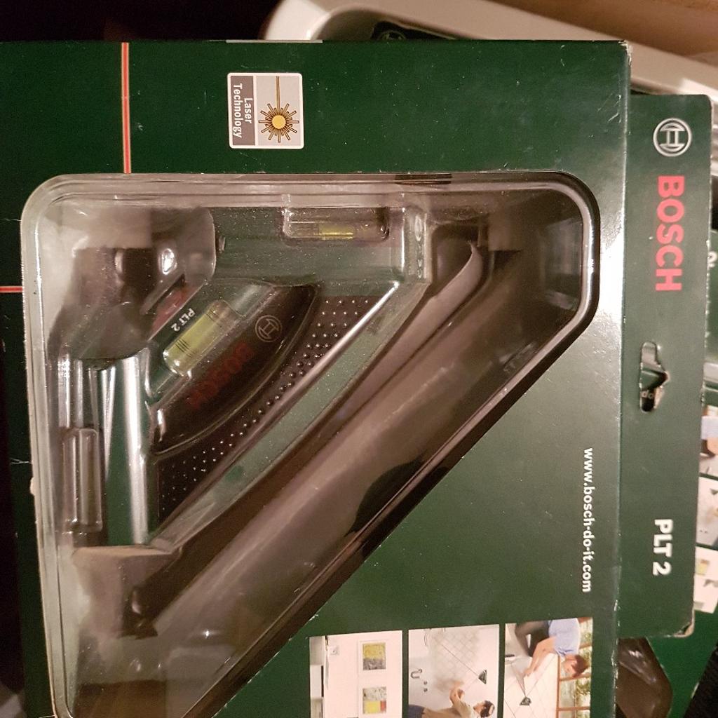 BOSCH tile laser level plt2 in DE24 Derby für 40,00 £ zum Verkauf ...
