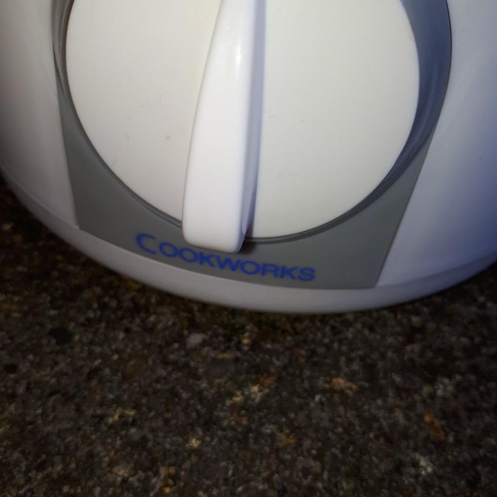 Cookworks Blender/Juicer in KT16 Runnymede für 8,00 £ zum Verkauf ...