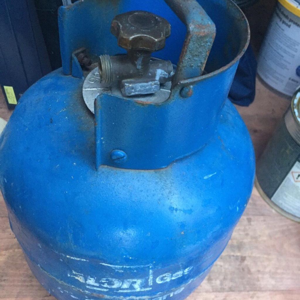 Camping gaz gas cooker with 4.5 kg bottle in L24 Knowsley für 40,00 ...