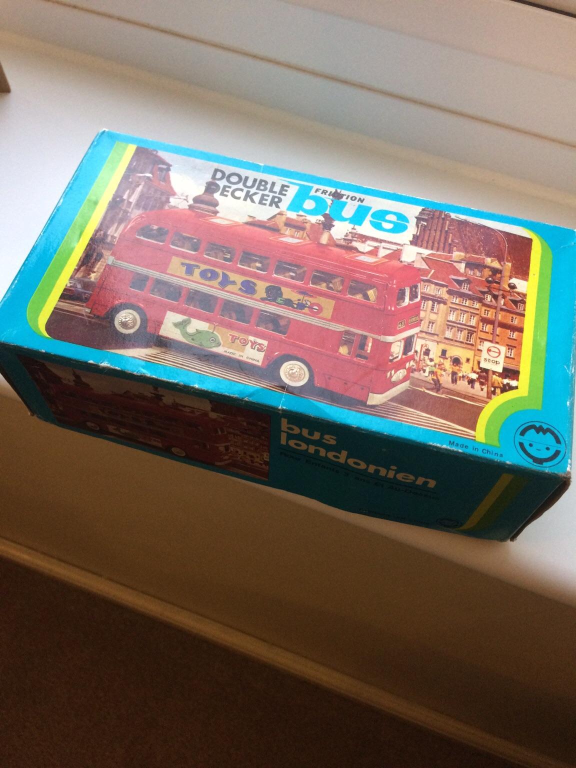 Old tin plate double decker friction bus in Northampton für 10,00 £ zum ...