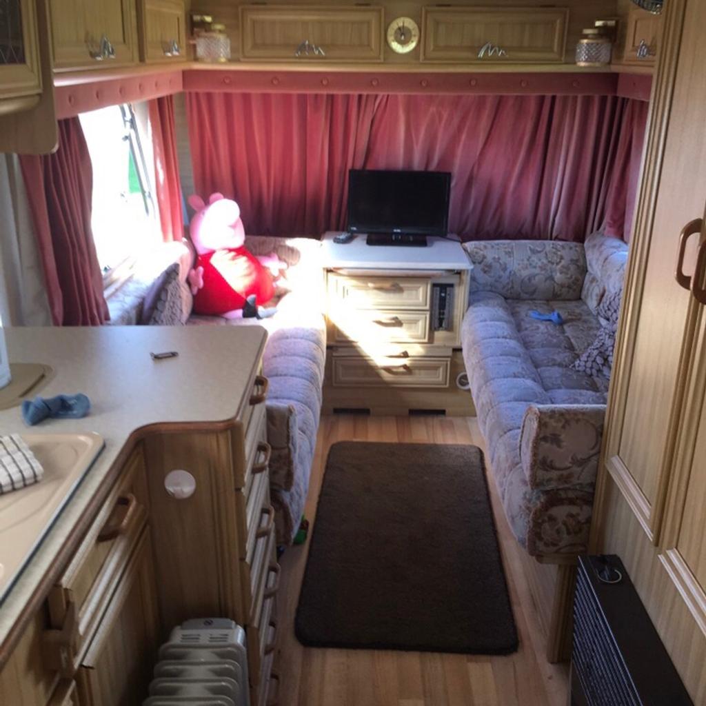 5 birth caravan in Doncaster for £1,200.00 for sale | Shpock