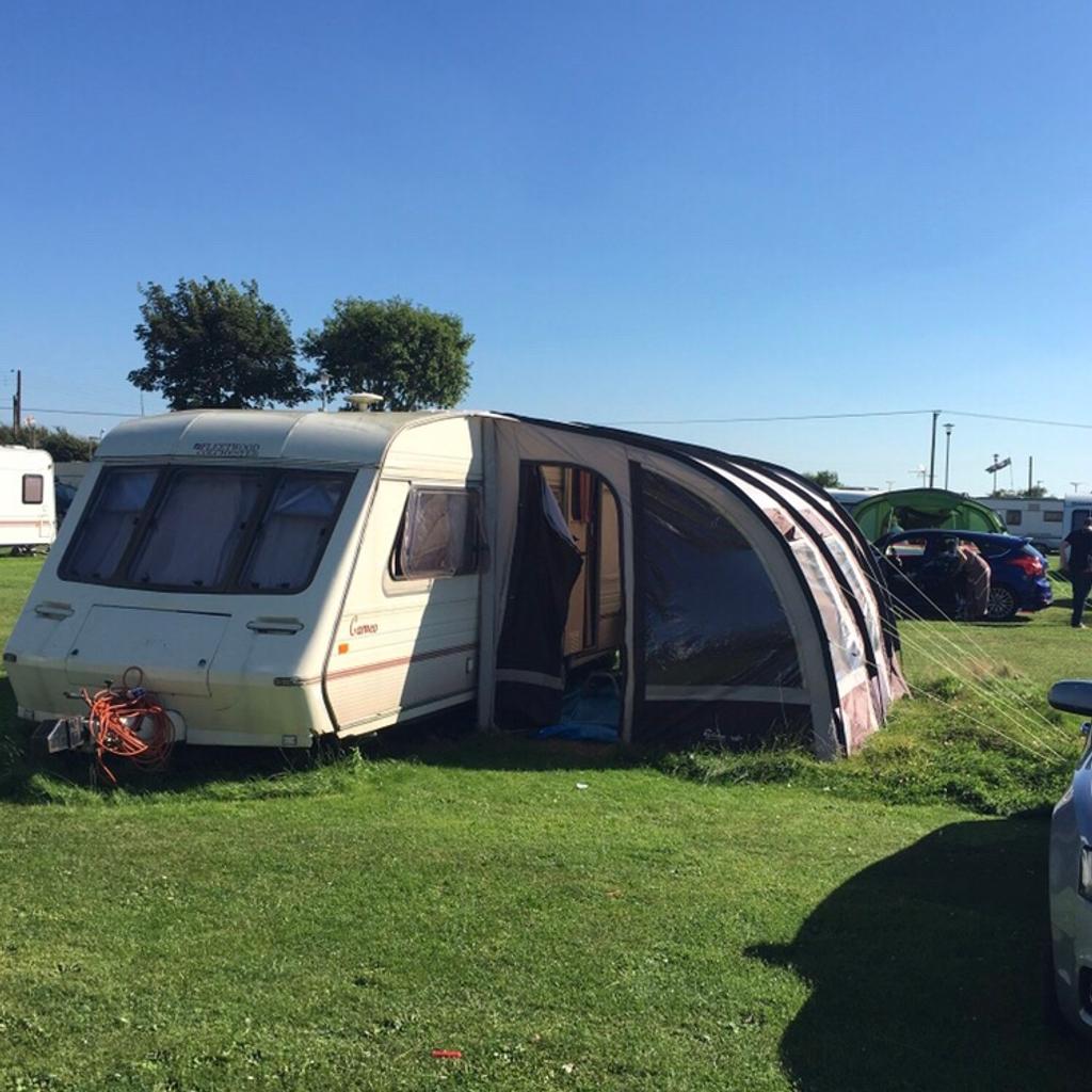 5 birth caravan in Doncaster for £1,200.00 for sale | Shpock