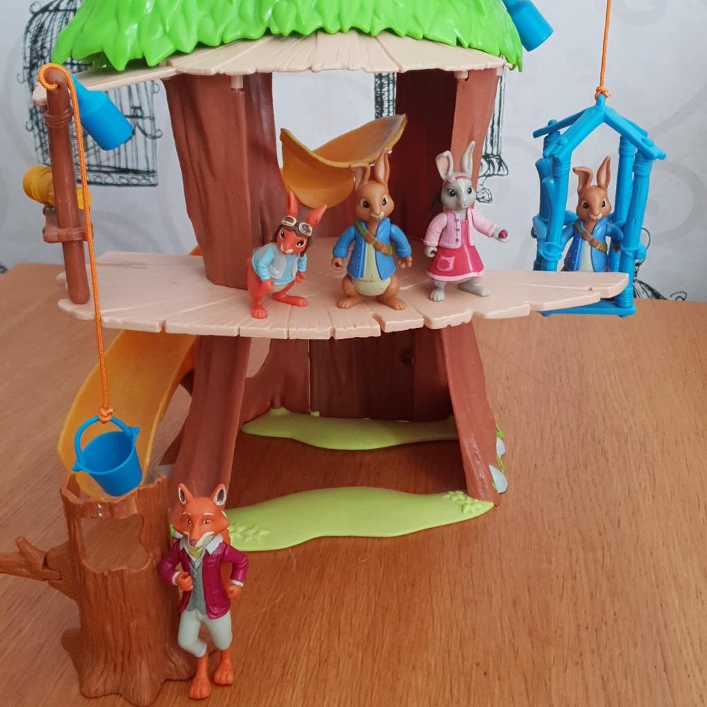 Peter rabbit tree house in HD2 Kirklees für £ 20,00 zum Verkauf | Shpock AT