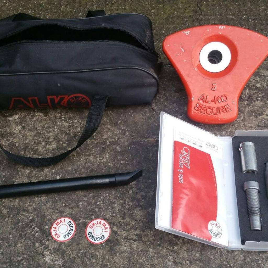 X2 - Alko caravan security wheel lock 5 in BS30 Cadbury Heath für £ 55 ...