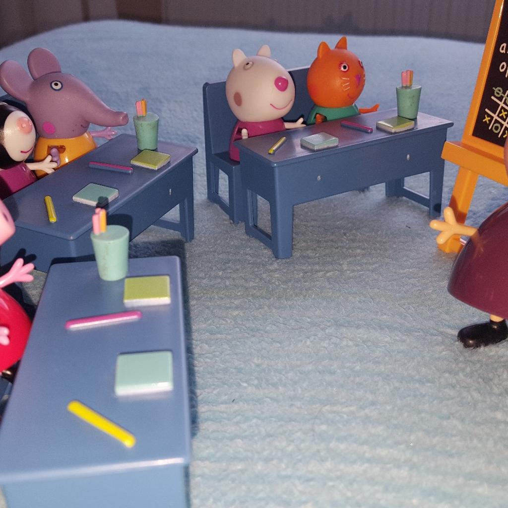 Peppa Pig Classroom Playset in Newcastle upon Tyne for £5.00 for sale ...