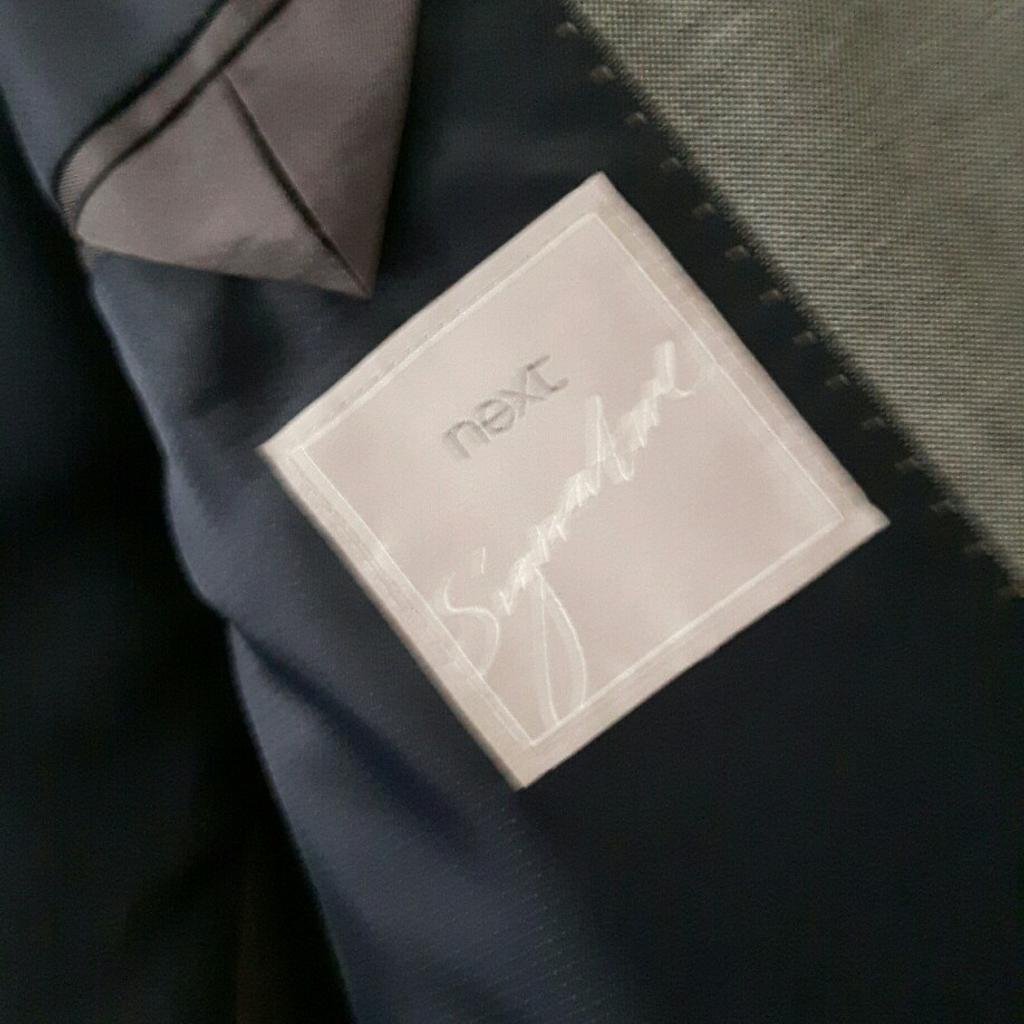 Boys next signature suits in BD21 Bradford für 20,00 £ zum Verkauf ...