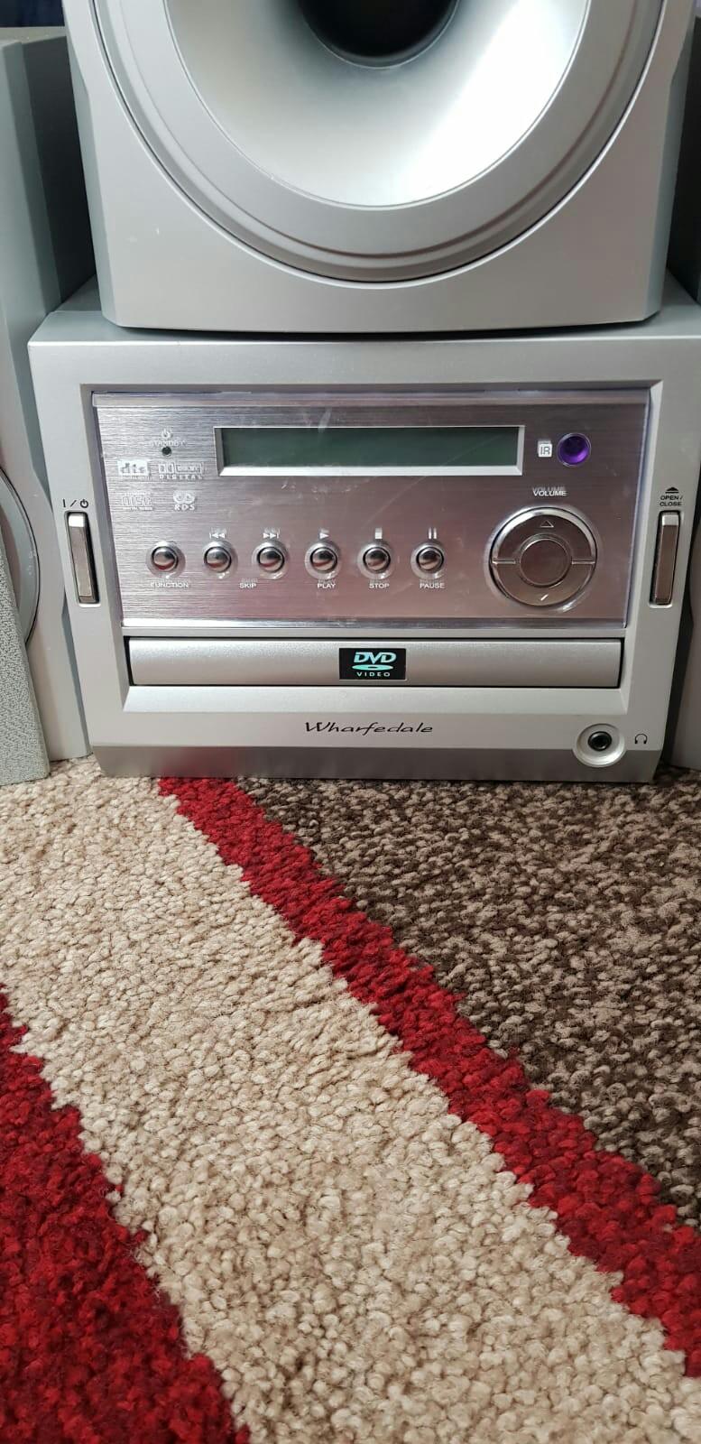 WHARFEDALE HI-FI BUILT IN WIV DVD in Kirklees für 25,00 £ zum Verkauf ...