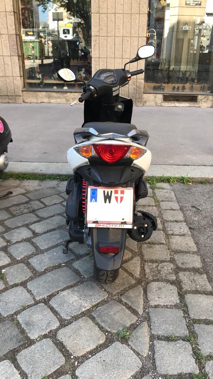 Kymco Agility RS 125 ccm Roller in 1180 Wien für 940,00 € zum Verkauf ...