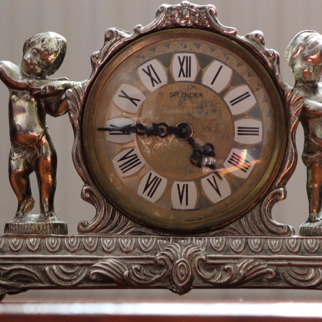 Vintage Mantel Clock Splendex 20th century in Wyre Forest for £15.00 ...