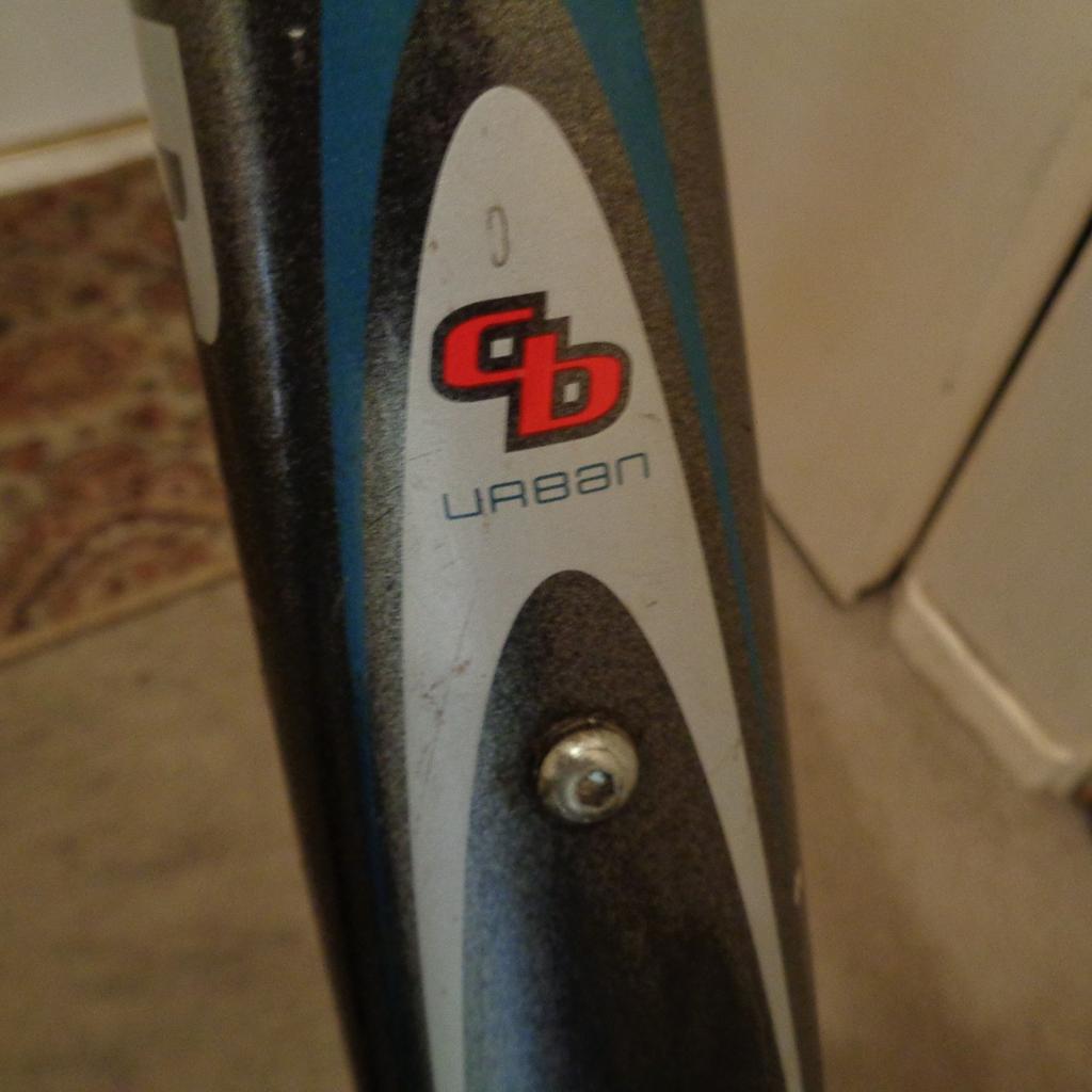 Claud butler hybrid bike in M12 Manchester for £100.00 for sale | Shpock