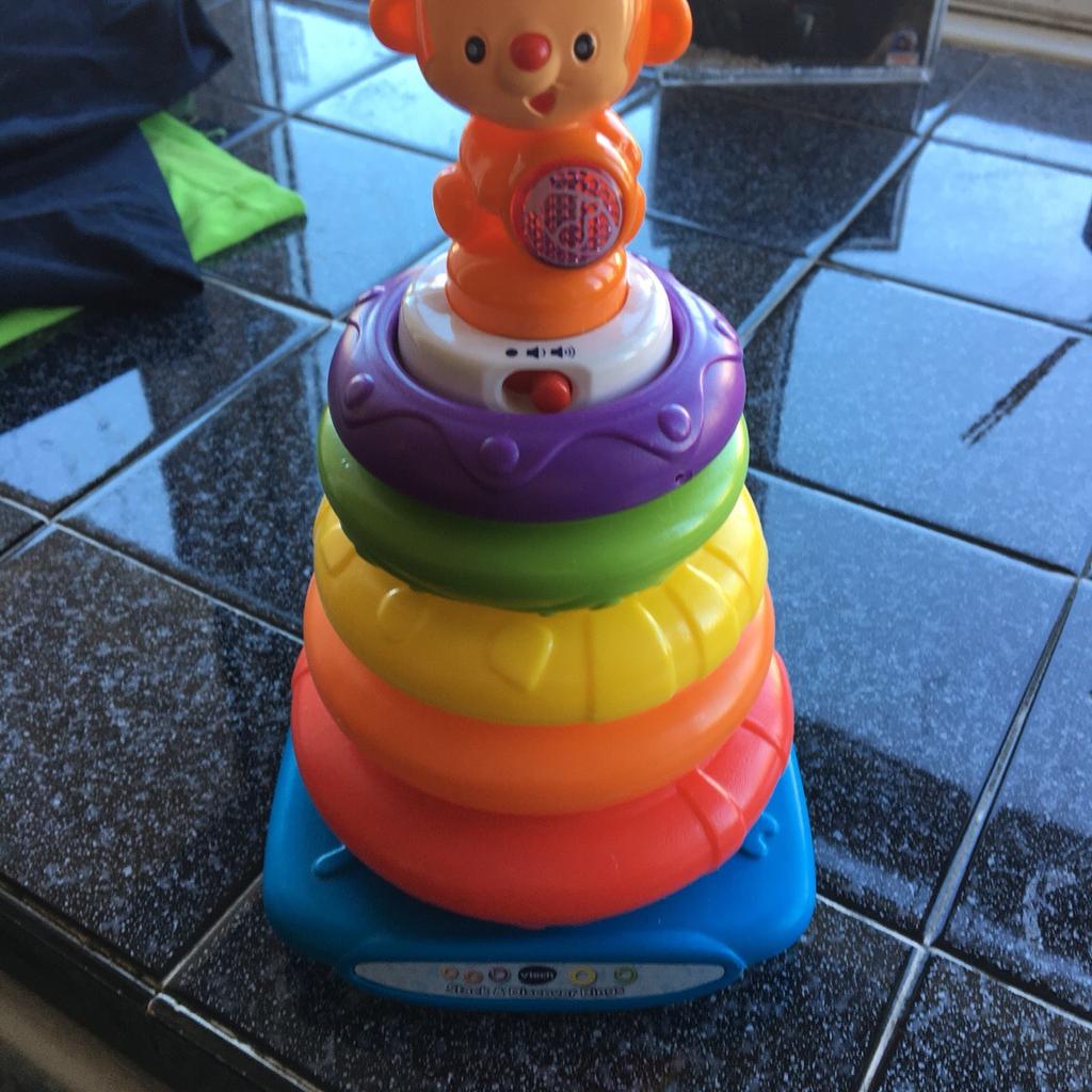 Vtech stacking rings in WV1 Wolverhampton für £ 2,50 zum Verkauf ...
