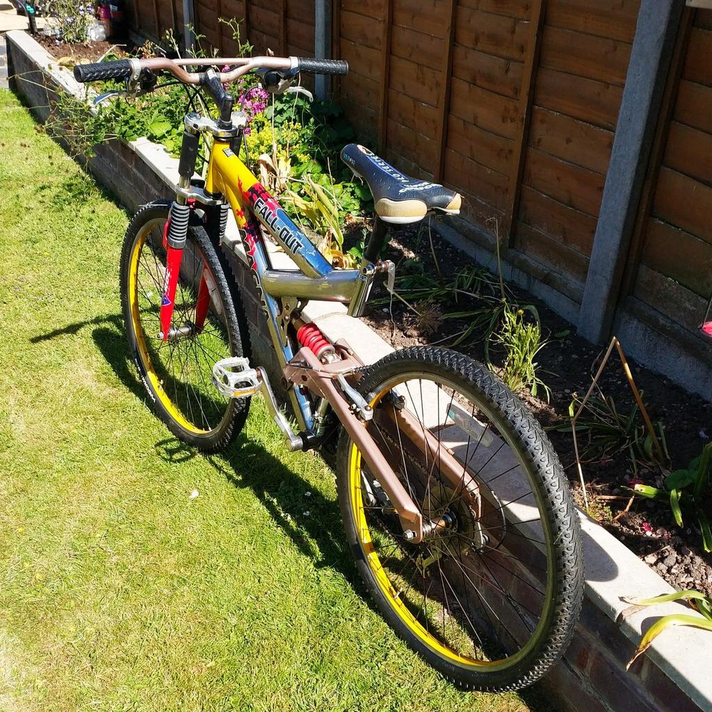 Magna Fallout Mountain Bike in B28 Birmingham für 40,00 £ zum Verkauf ...