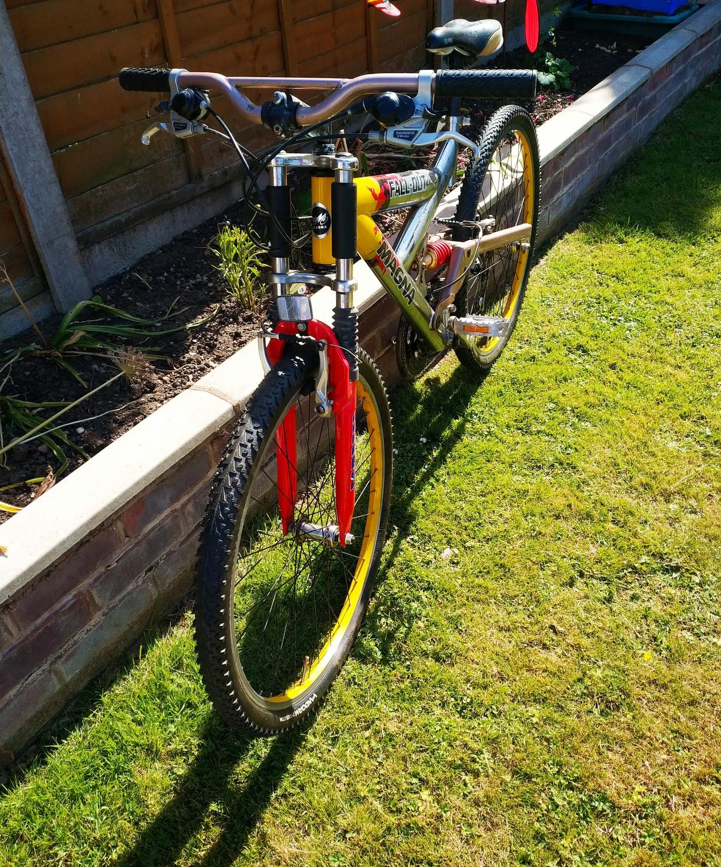 Magna Fallout Mountain Bike in B28 Birmingham für 40,00 £ zum Verkauf ...