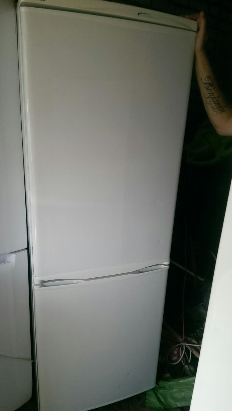 Daewoo Fridge/Freezer no-frost, multiflow in WS9 Walsall für 70,00 ...