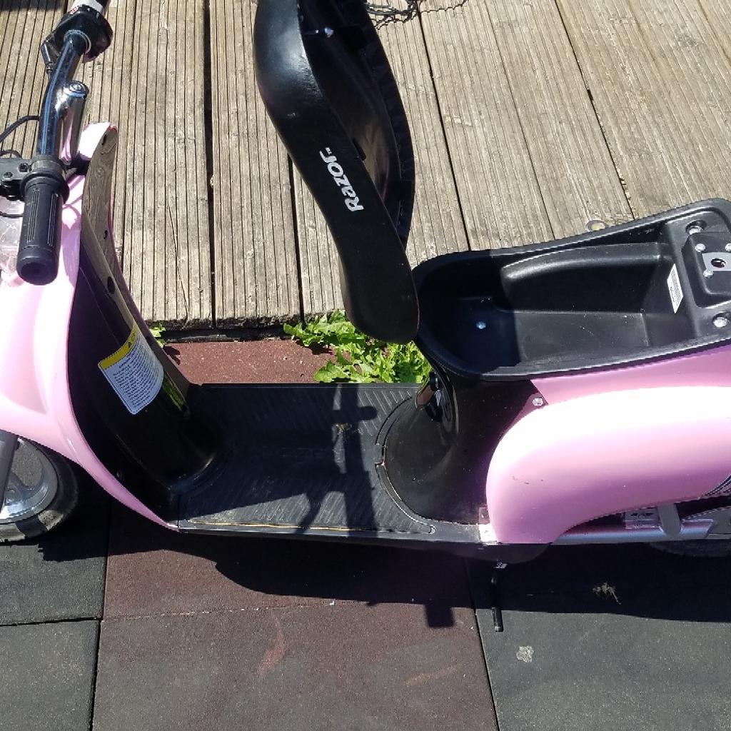 Razor Pocket Mod Bella Pink Electric Scooter in E6 Newham for £100.00 ...